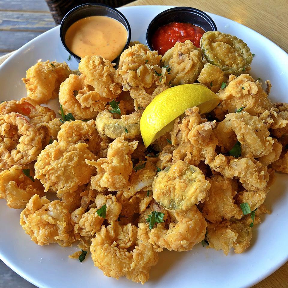 Duffy's Sports Grill Restaurant Miami Beach